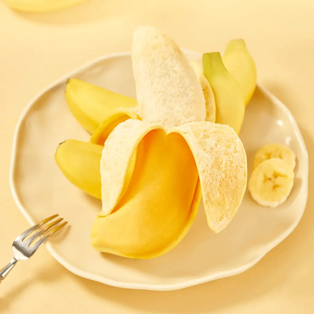 Ranli Banana Custard Filling Bread Peelable, 66g — Exotic Snacks Company